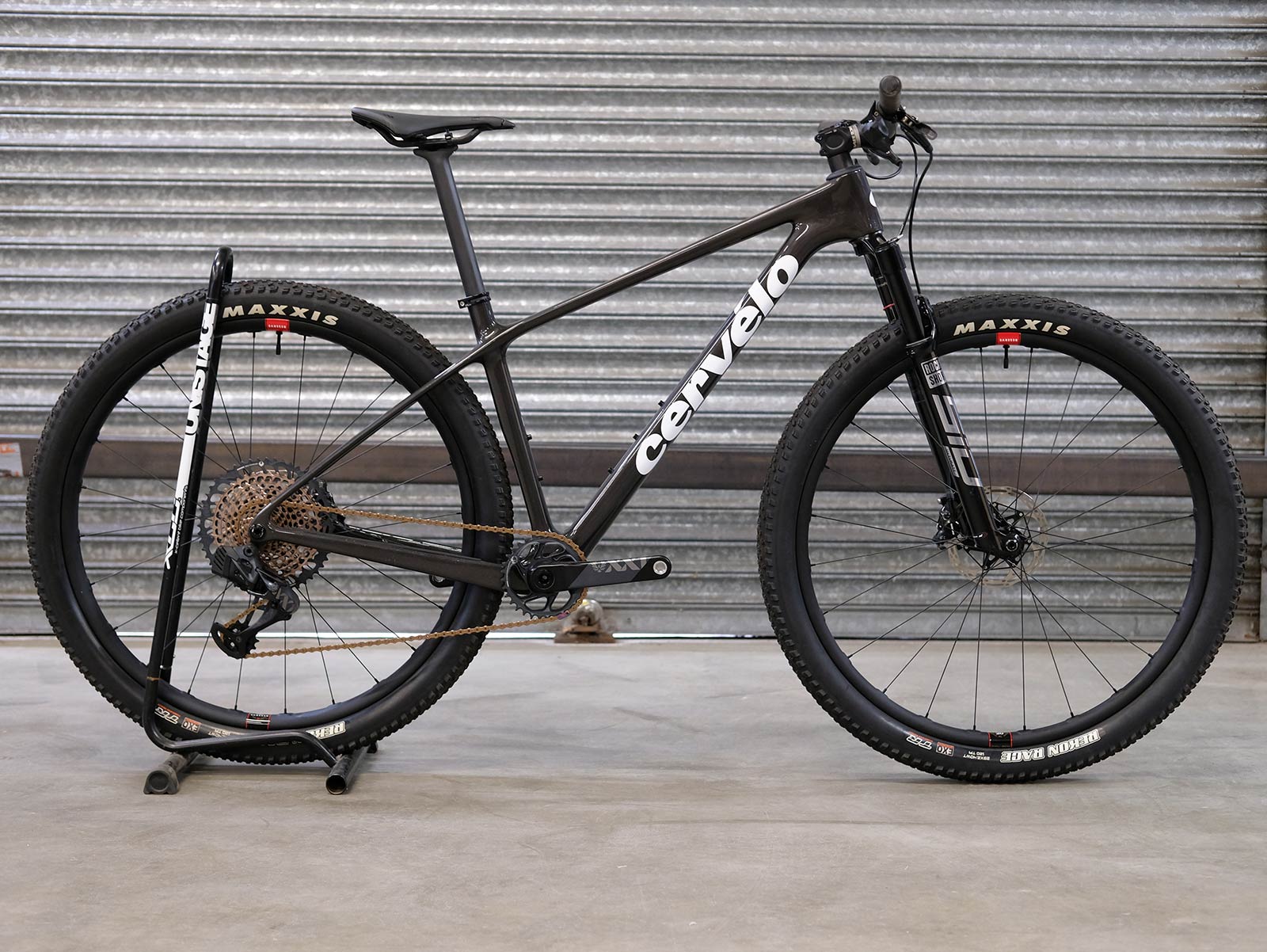 Ex Demo - Cervélo ZHT-5 - XX1 Eagle AXS / Med / Black – Pon Bike UK