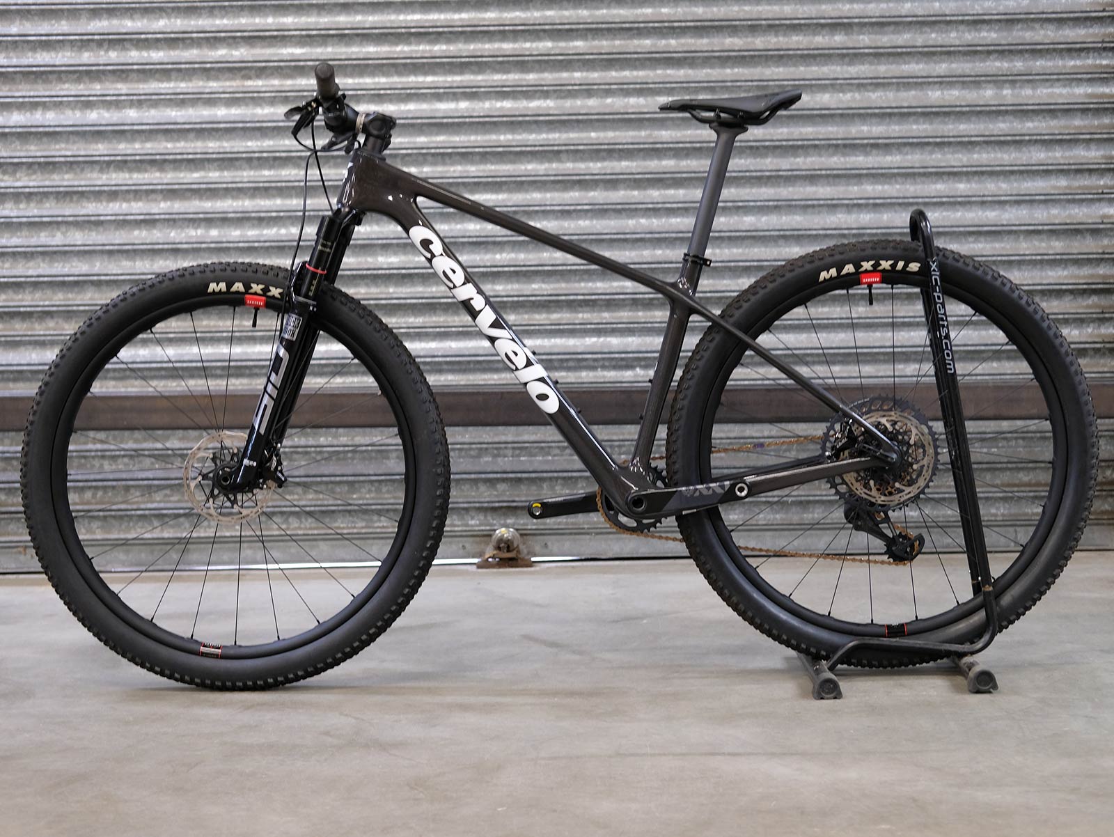 Ex Demo - Cervélo ZHT-5 - XX1 Eagle AXS / Med / Black – Pon Bike Performance UK